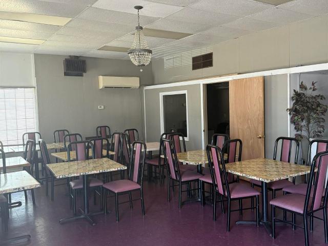 616 N Main St