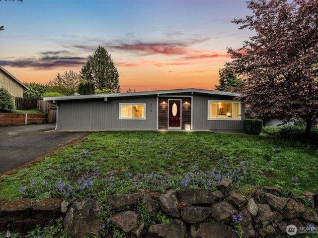 616 S 318th Pl, Federal Way, WA 98003