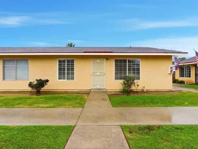616 S Irwin St, Unit C, Hanford, CA 93230 | MLS #641693