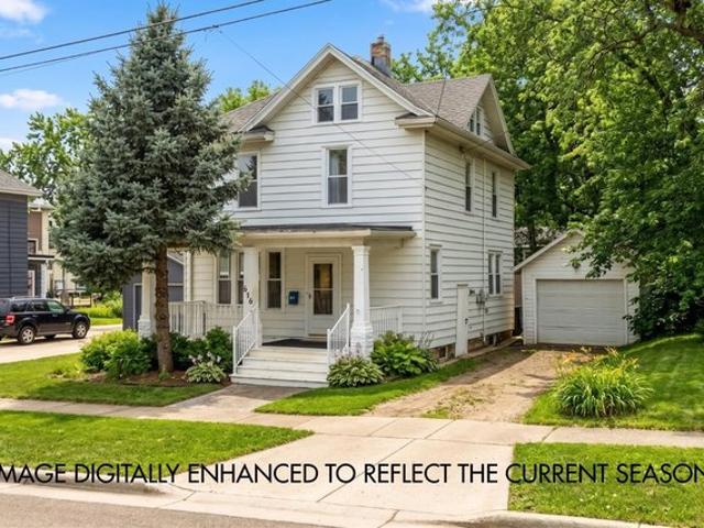 616 S Page St, Stoughton, WI 53589