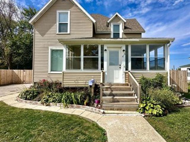 616 S President Ave, Mason City, IA 50401
