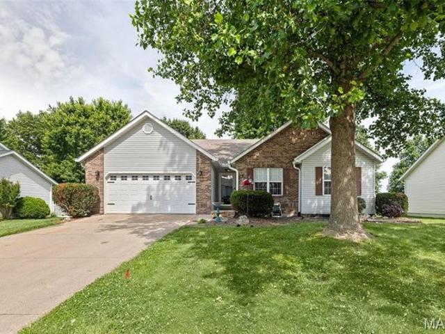 616 Sundance Trl, Troy, IL 62294