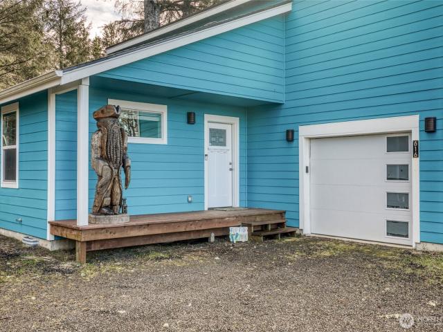 616 Sunset Ave, Ocean Shores, WA 98569 | MLS #2488