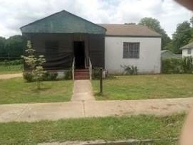 616 Paines Ave NW, Atlanta, GA 30318