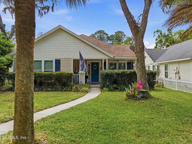 616 Paradise Ct, Atlantic Beach, FL 32233 | MLS #2137