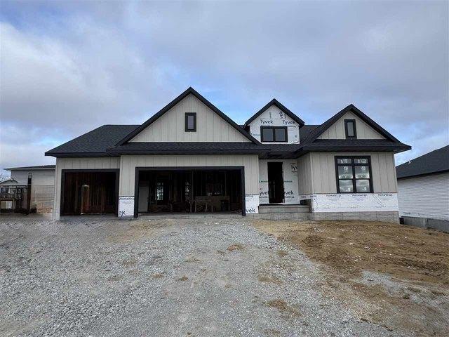 616 Rock Ridge Rd, Tiffin, IA 52340