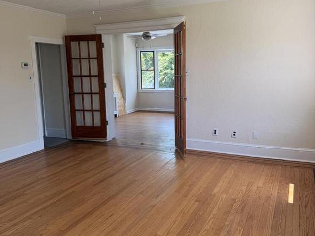 616 W Ocean Heights