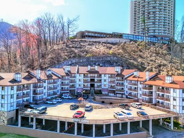 616 Turkey Nest Rd Apt 205, Gatlinburg, TN 37738