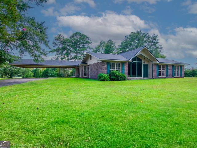 616 Twin Lakes Road