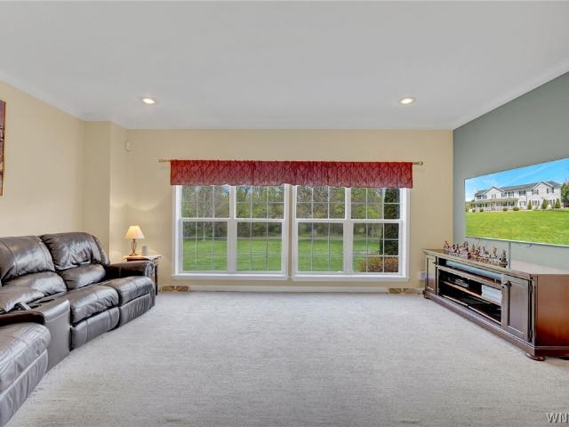 6174 Fairview Lane