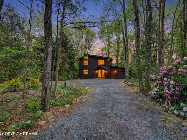 6174 Lakeview Drive