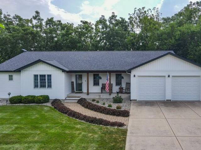 6174 Tulip Ln, Grant Park, IL 60940