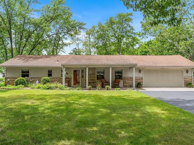 6175 S Division St, North Judson, IN 46366
