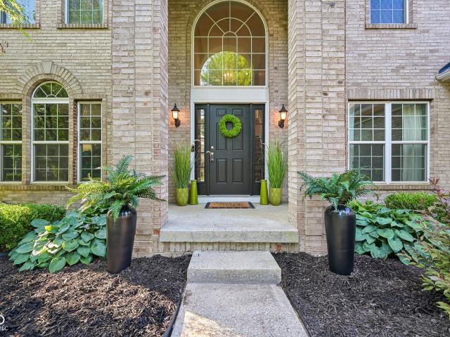 6177 Grove Walk Court
