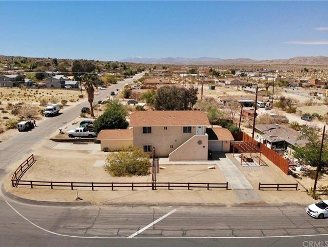 61786 Desert Air Rd, Joshua Tree, CA 92252