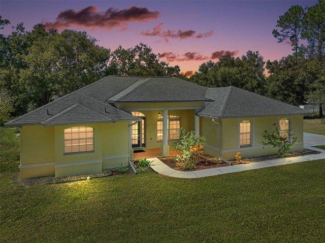 6178 Allen St, Mount Dora, FL 32757