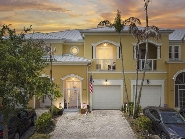 6179 NW Helmsdale Way, Port Saint Lucie, FL 34983