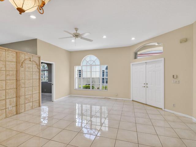 6179 Bear Creek Ct, Lake Worth, FL 33467 | MLS #R11160 | Compass