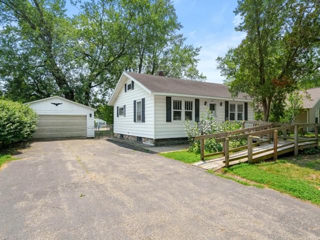 6170 Copeland Ave, Kalamazoo, MI 49048