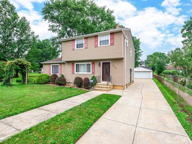 6170 W 29th St, Parma, OH 44134
