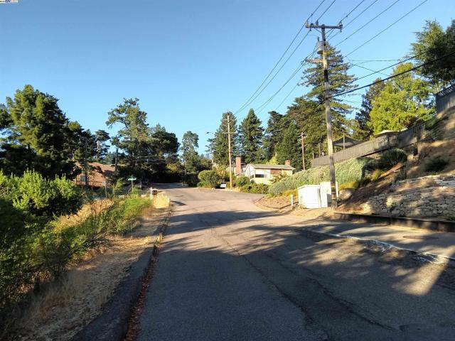 6171 Chelton Dr, Oakland, CA 94611 | MLS #41074 | Compass