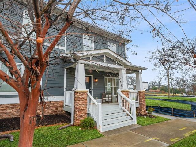 617 Chestnut Street