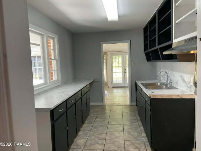 617 Chickasaw Dr, Opelousas, LA 70570 | MLS #RA2600003 | Compass