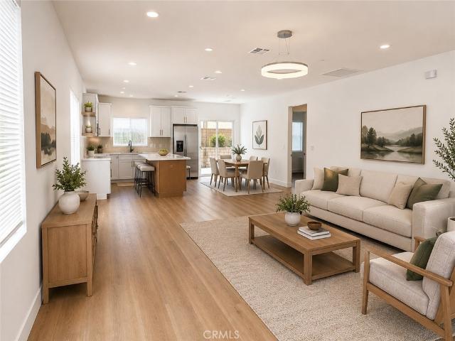 617 Acacia