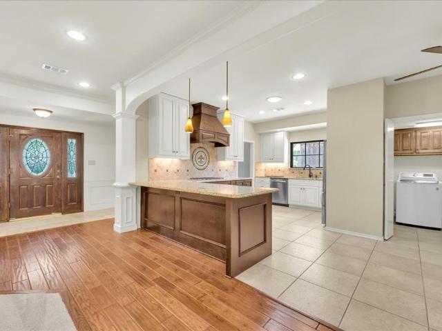 617 Arbor Court