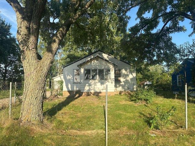 617 Gestner Rd, Benton Harbor, MI 49022