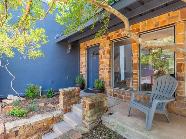 617 Green Valley Dr, Abilene, TX 79601