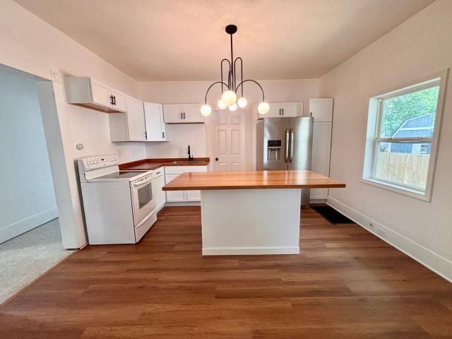 617 E 4th Street