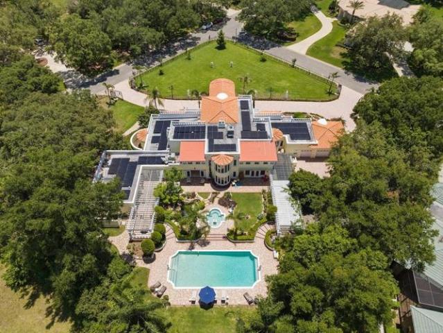 617 E Club Cir, Longwood, FL 32779