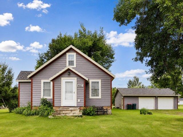 617 E Minnesota Ave, Randall, MN 56475
