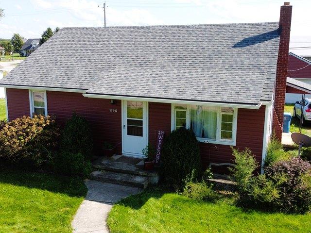 617 E Pike St, Jackson Center, OH 45334