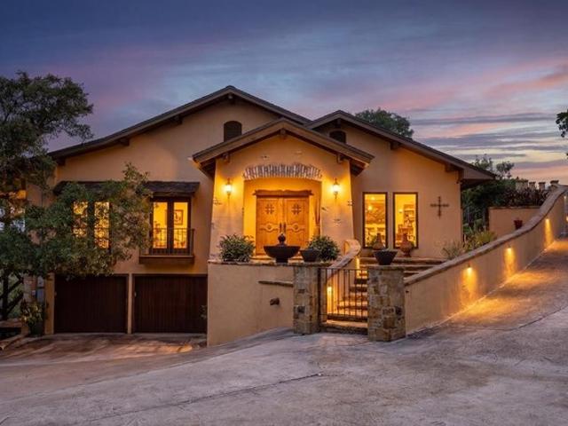 617 Hillside Dr, Kerrville, TX 78028