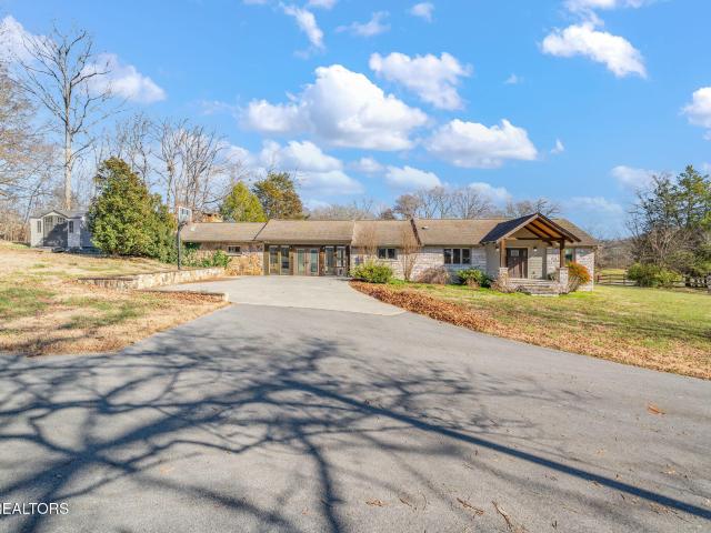 617 Lewelling Rd, Sevierville, TN 37862 | MLS #1327