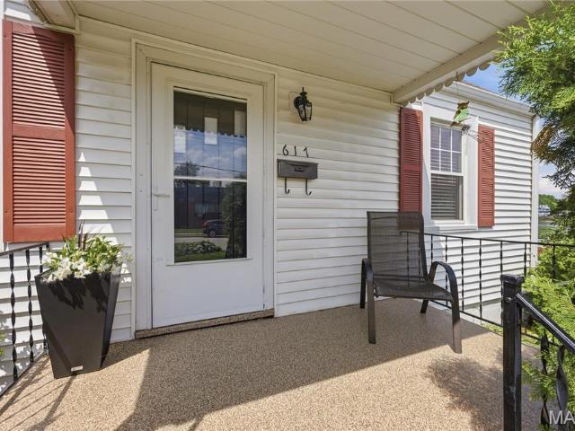 617 Lindenwood Ave, St. Charles, MO 63301 | MLS #26022 | Compass