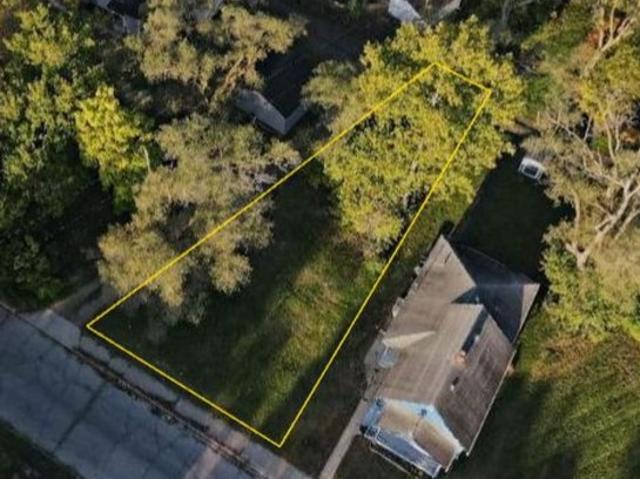 617 N Walnut St, South Bend, IN 46628