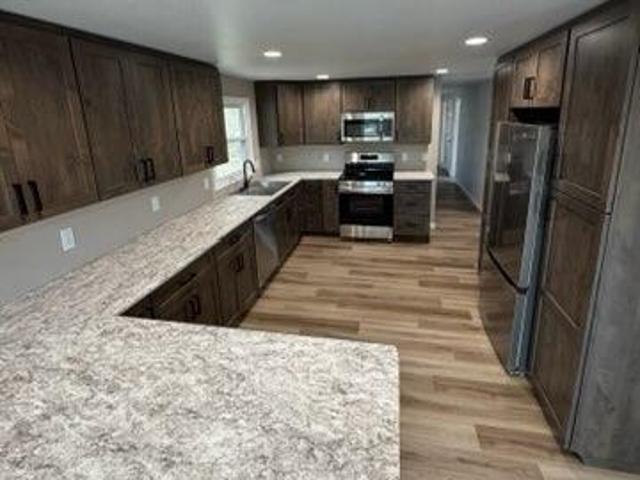 617 N Cth F