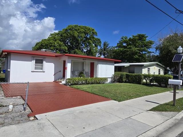 617 NW 13th Ter, Fort Lauderdale, FL 33311
