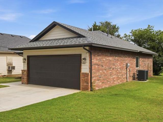 617 NW 95th Street