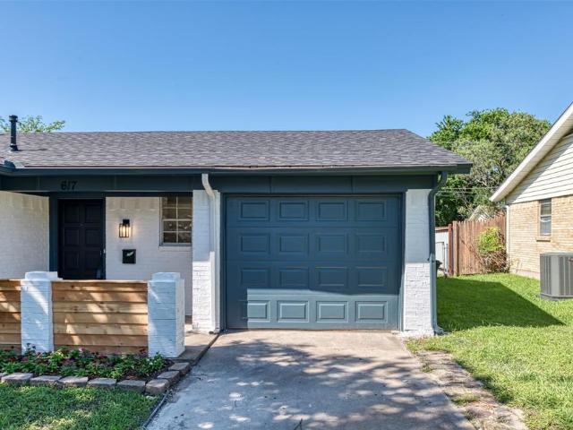 617 NW Newton Drive