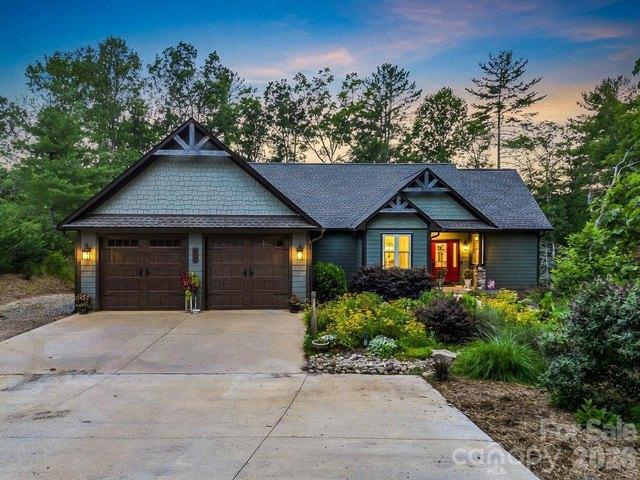 617 S Cove Rd, Mill Spring, NC 28756