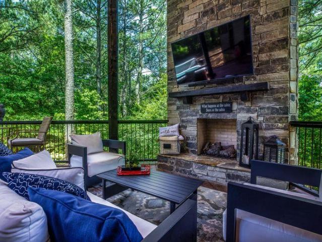 617 Sugarberry Trail