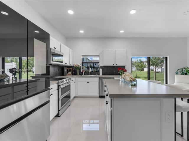 617 SW 11th St, Florida City, FL 33034 | MLS #A11984