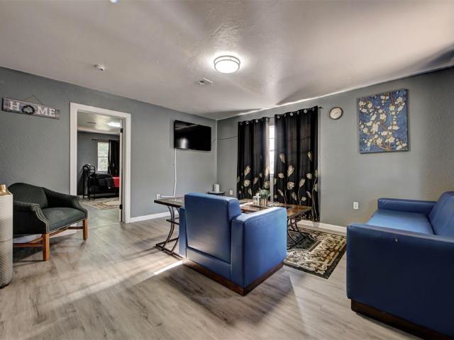 617 SW 34th Street