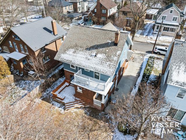 617 Rosewood Avenue