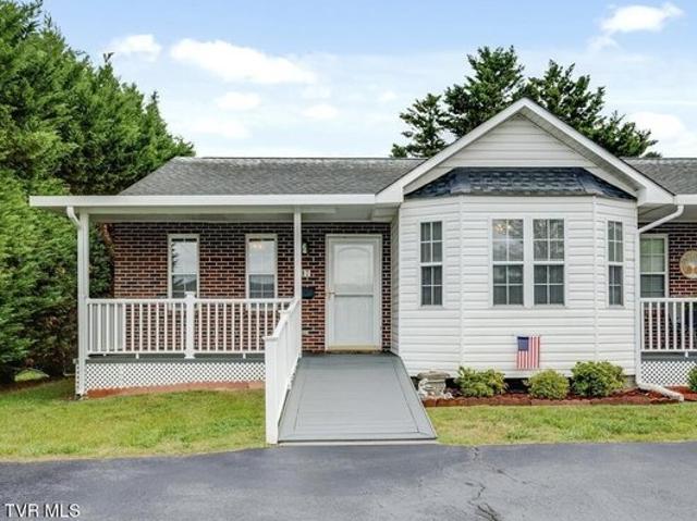 617 Race St Unit 1, Elizabethton, TN 37643