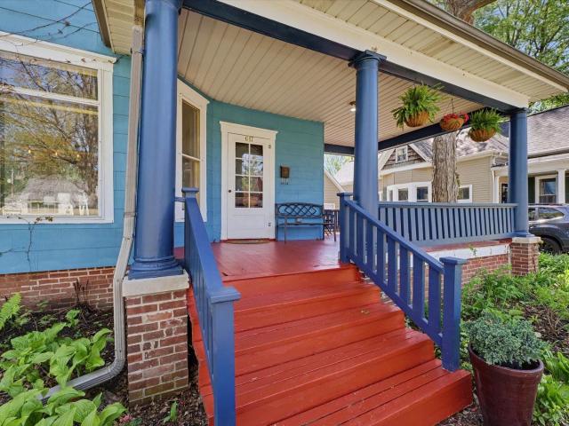 617 W White Street
